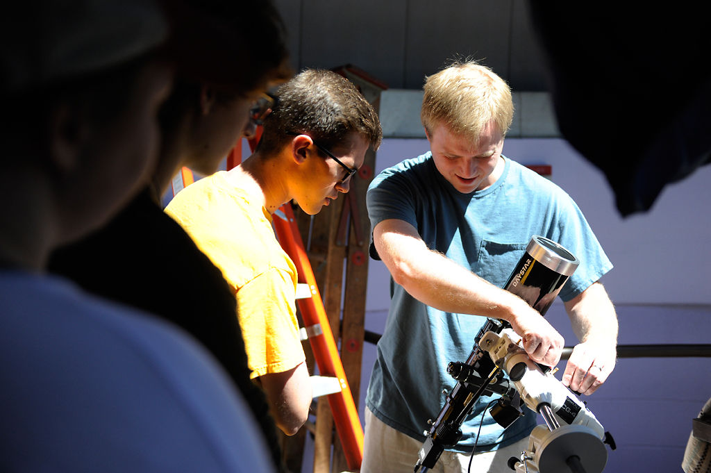 Columbia high schoolers to aid nationwide research during solar eclipse ...