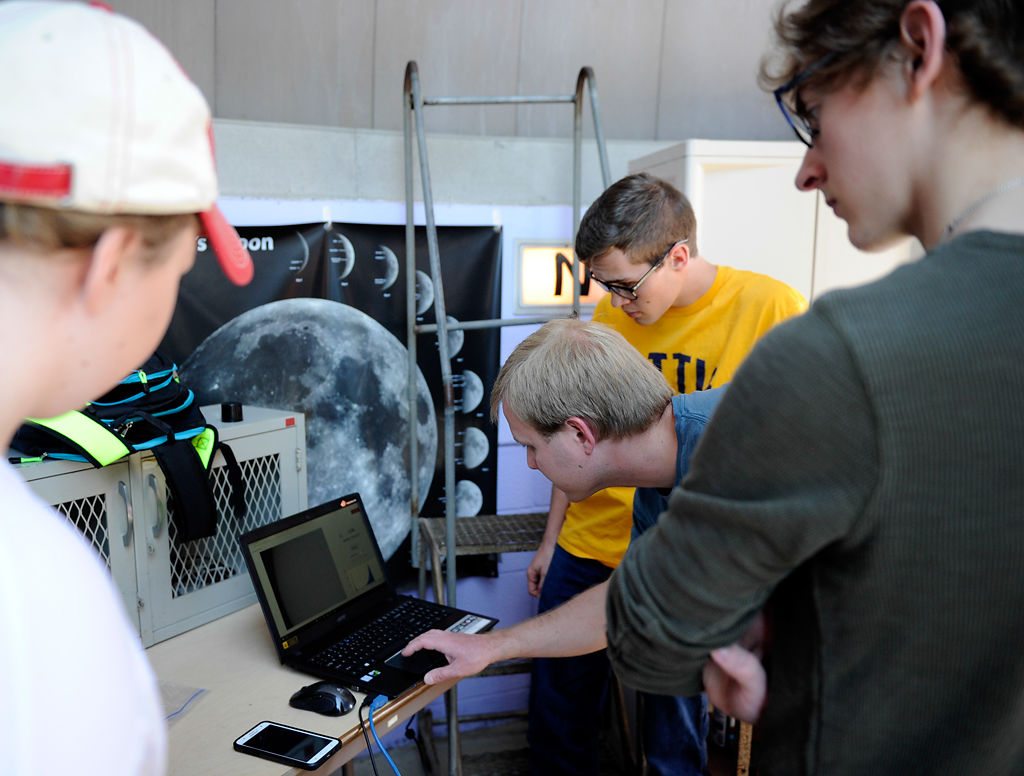Columbia high schoolers to aid nationwide research during solar eclipse ...