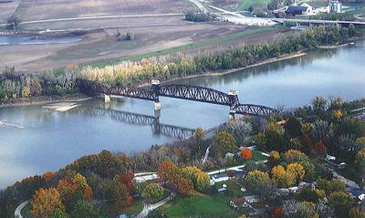 Boonville envisions river bridge as centerpiece of Katy Trail | Local ...