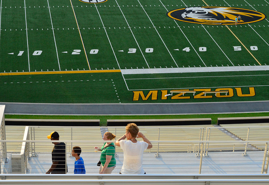 Public gets sneak peek of Memorial Stadium renovations | Sports ...