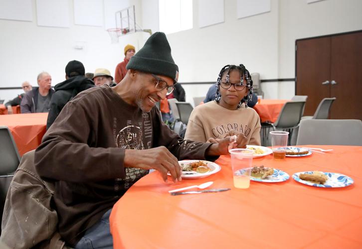 Annual Thanksgiving meal serves turkey and 'all the fixings' to ...