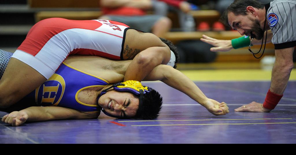 Jude Barrett stars as Hickman struggles in loss to Jefferson City ...