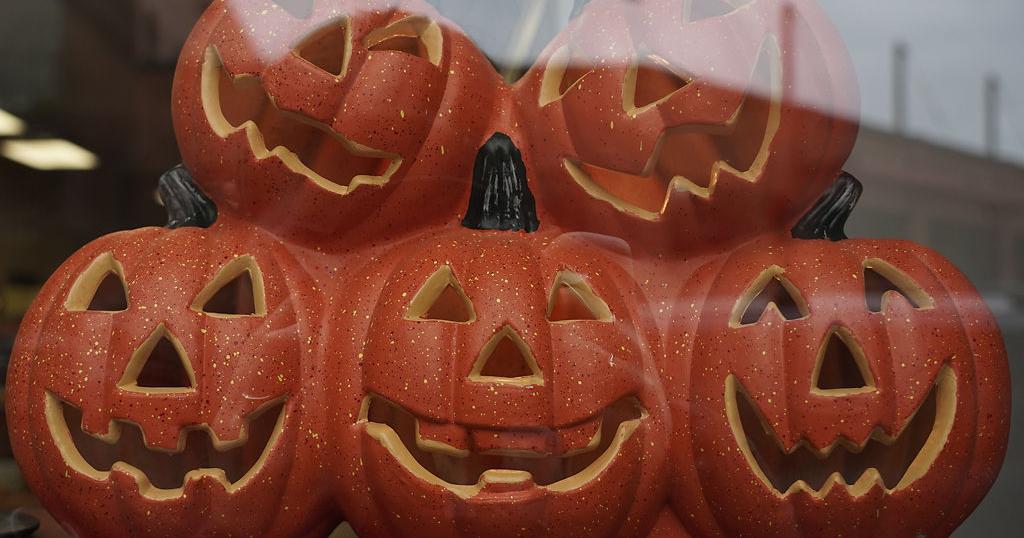 PHOTO GALLERY: Halloween is creeping up | Photos | columbiamissourian.com