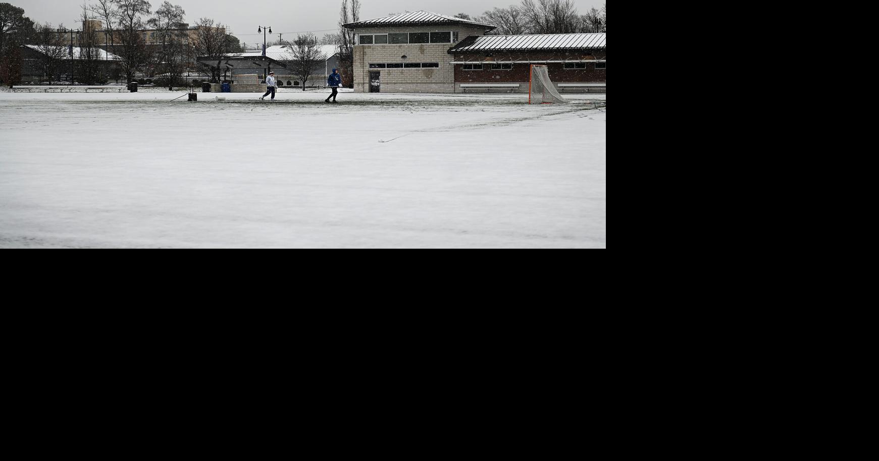 Light flurries dust Columbia in season's first snow | News ...