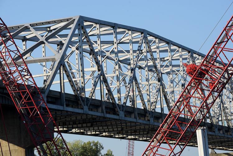 Rocheport Bridge crews work to overcome delays | Local ...