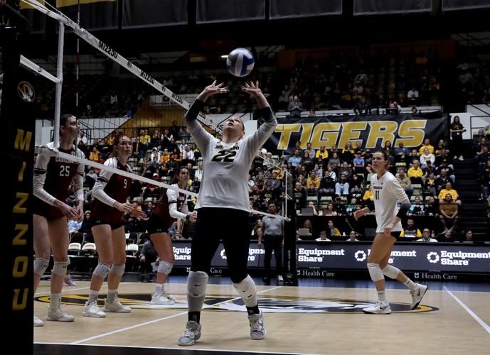 Mizzou volleyball sweeps South Carolina, runs win streak to nine ...