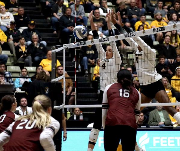 Mizzou volleyball sweeps South Carolina, runs win streak to nine ...