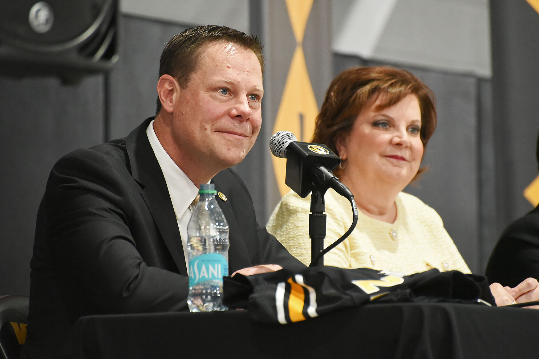 Mizzou athletic department reports $15.2 million deficit, gets internal ...