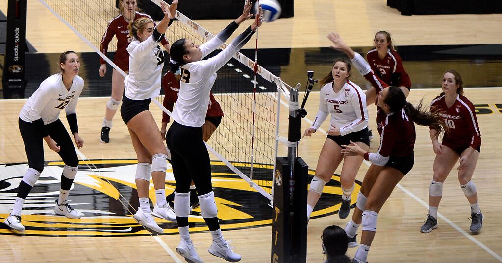 Missouri volleyball survives a Razorback comeback in five sets | Mizzou ...