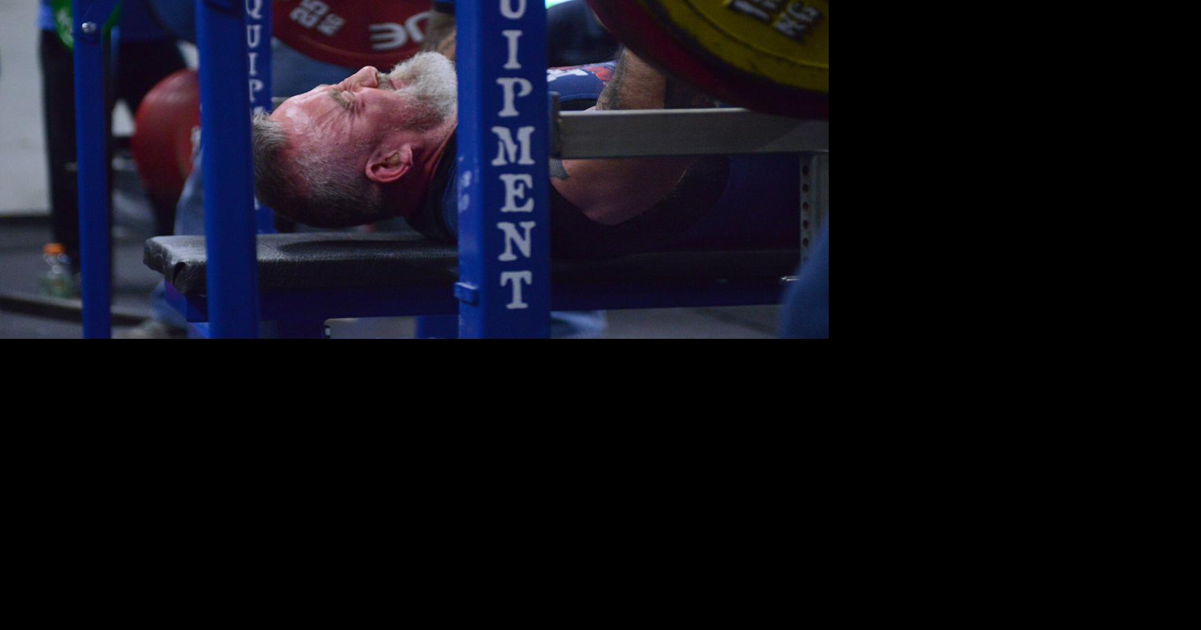 Steve Knowles bench presses at the United States Powerlifting ...