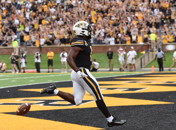 Missouri beats Central Michigan in season opener | Photos ...