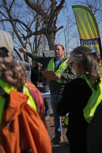 Missouri River cleanup hauls trash from Cooper's Landing | Local ...