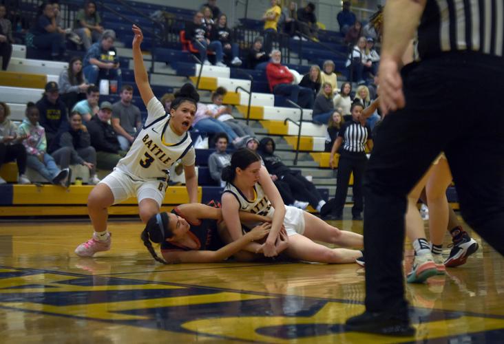 Spartans lose battle in the paint, suffer first CMAC loss of season ...
