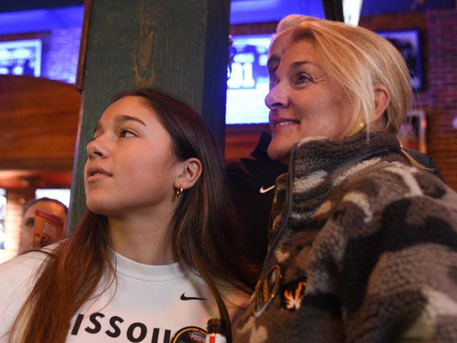 Missouri fans in Tampa gather to watch Braggin' Rights | Photos ...