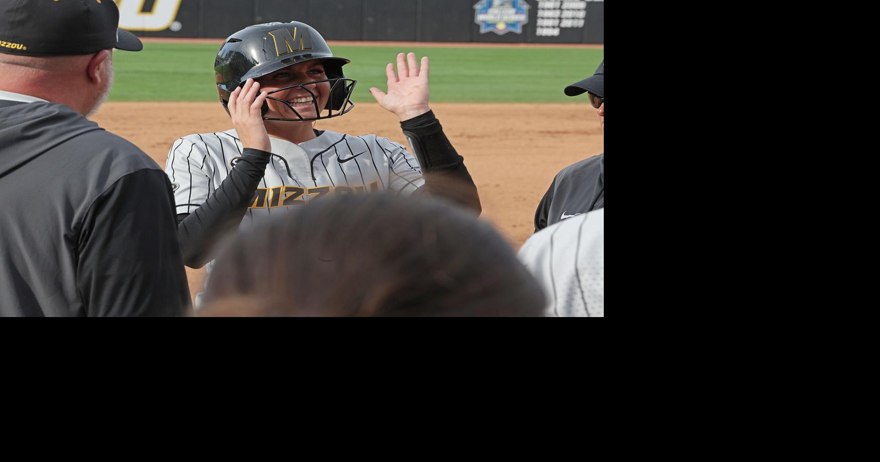 'Hitting is contagious': Mizzou softball rides second-inning slugfest ...