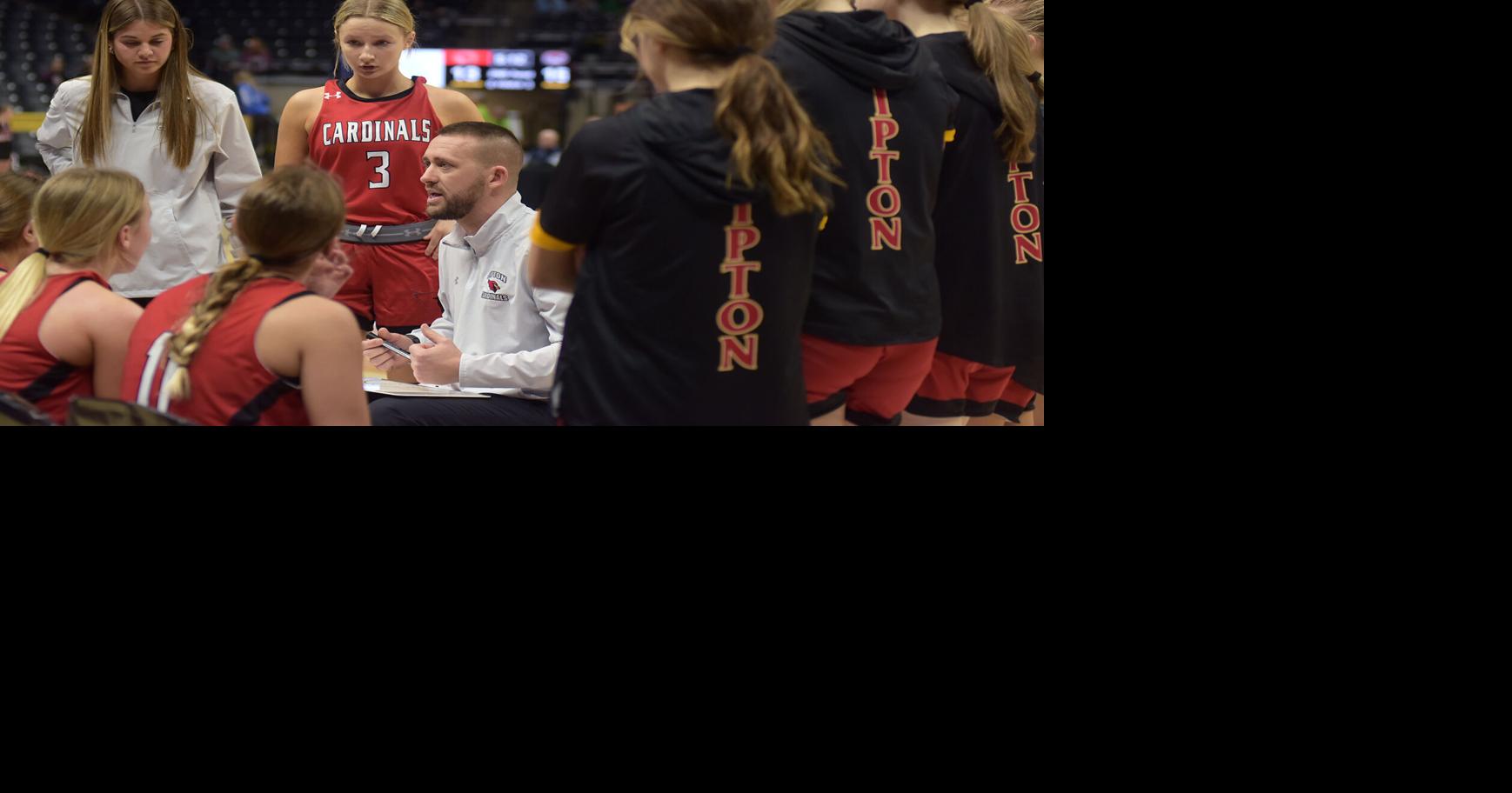 Tipton coach Jason Culpepper, center, talks to the team during a ...