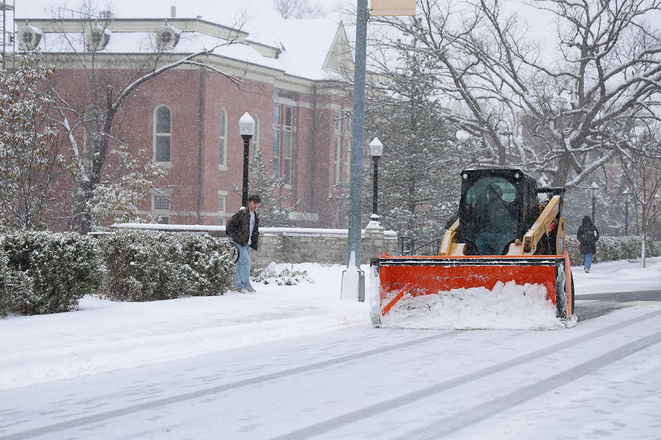 Columbia gets first batch of winter weather | Local ...
