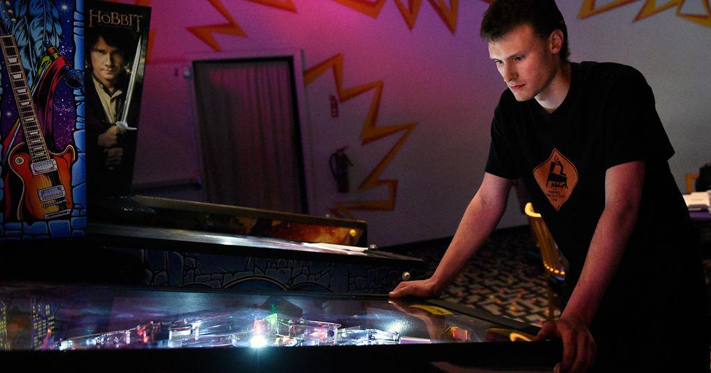 Revival of pinball launches top players, a prosperous business | Local ...