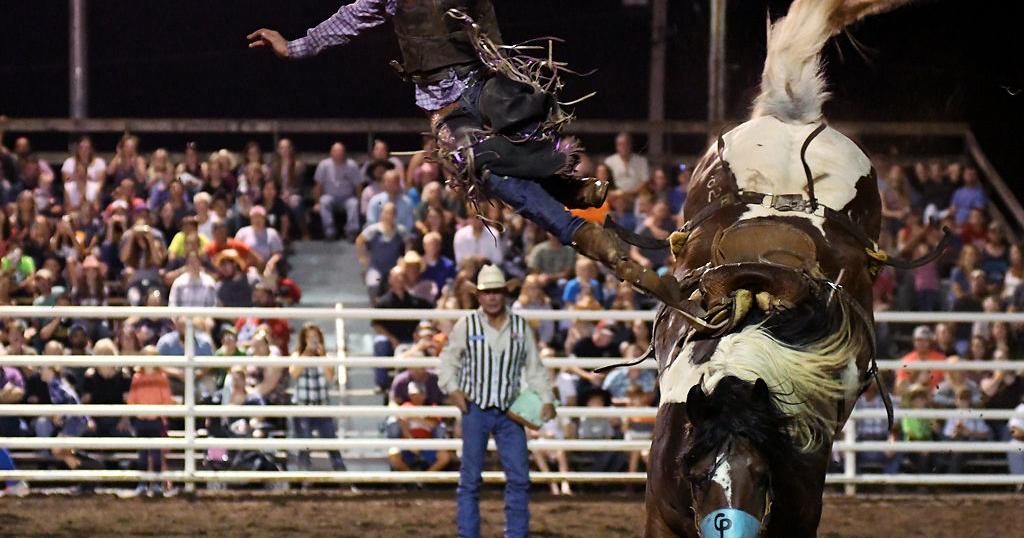 PHOTO GALLERY: Cattlemen Days Rodeo lassos in thousands of spectators ...