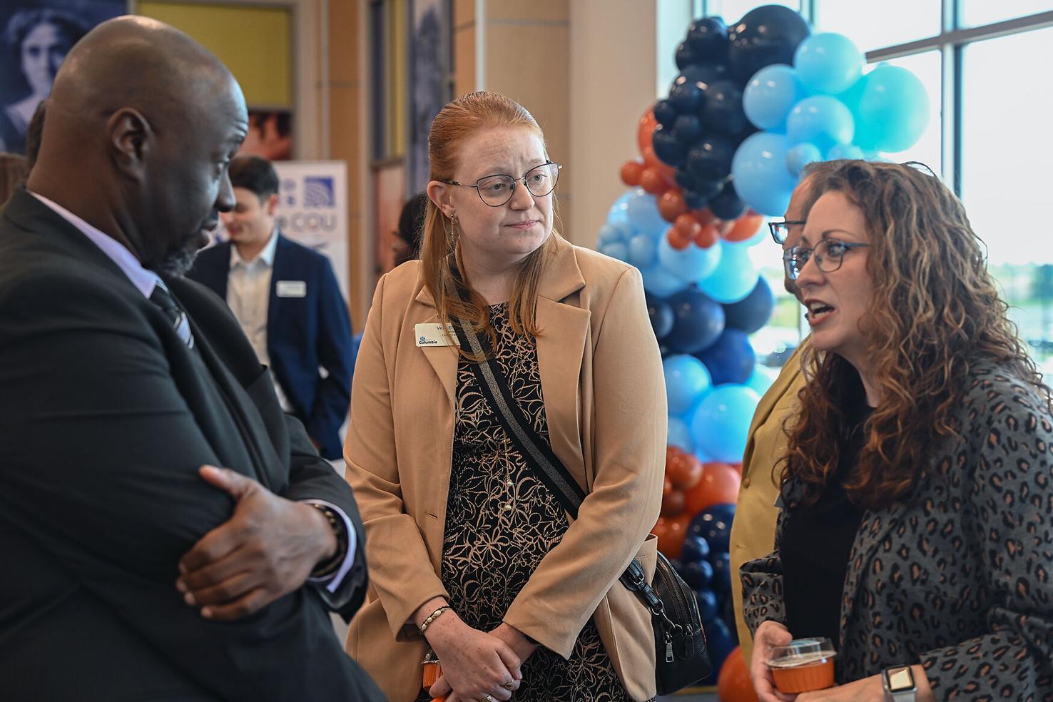 Missouri governor highlights regional growth with the return of United ...