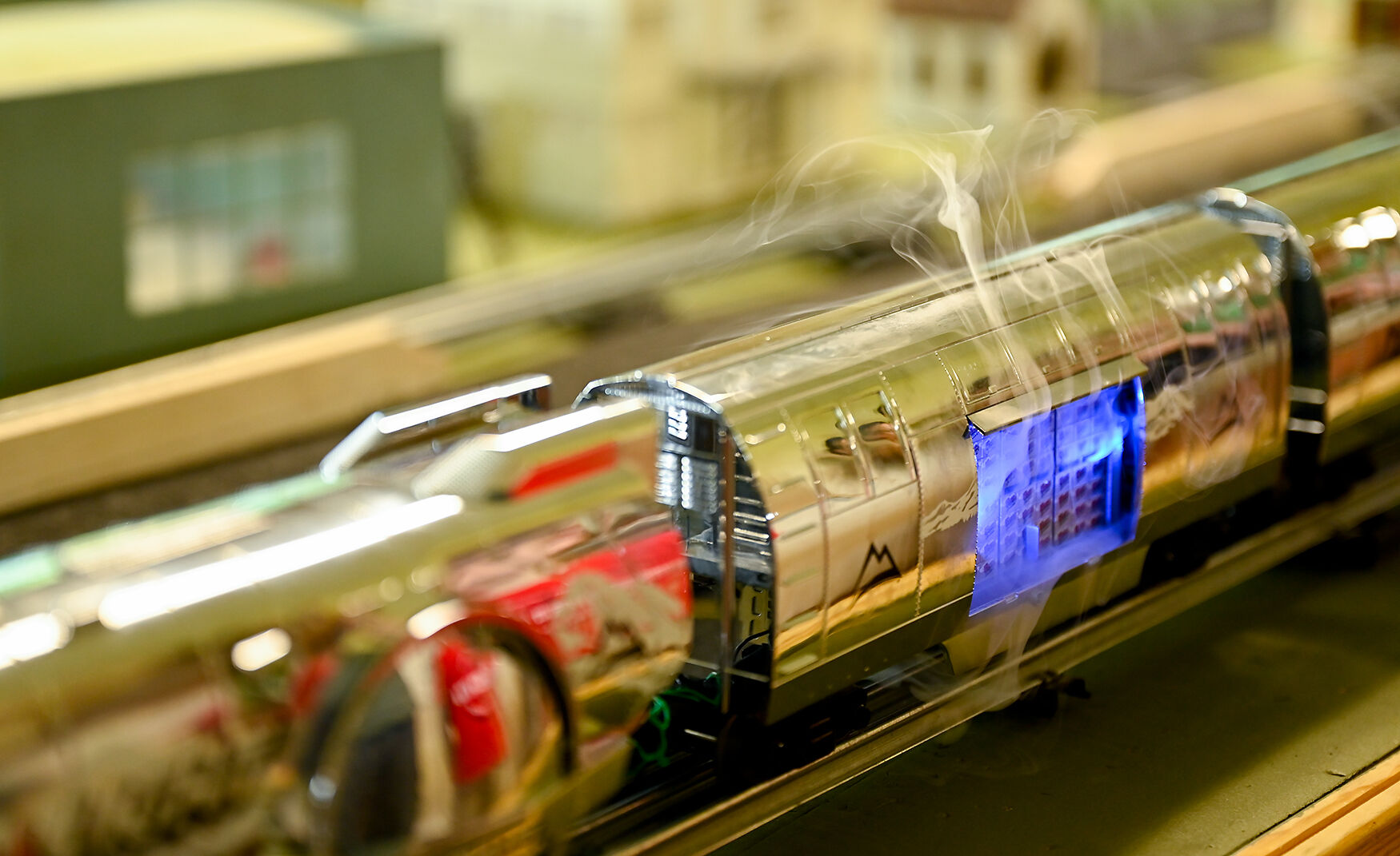All aboard: Collectors display model trains at showcase | Local ...
