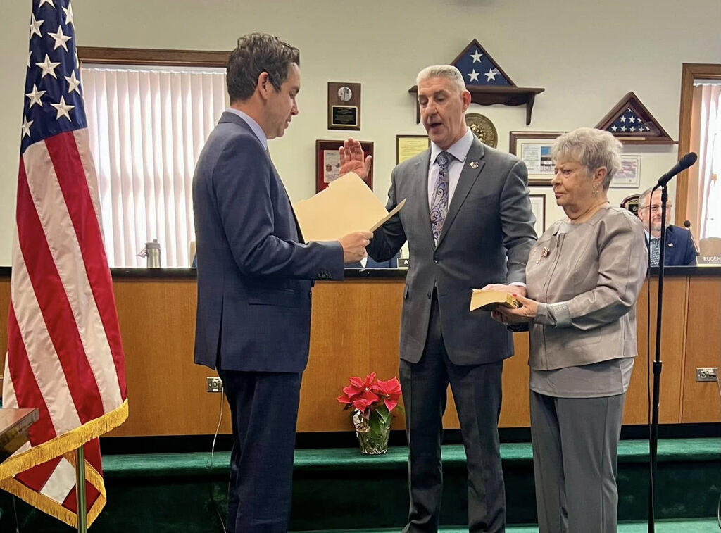 Eric Holliday the new township mayor | Local News | communitynews.org