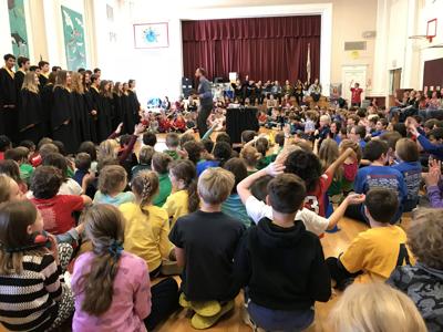 Toll Gate Elementary community prepares Thanksgiving dinners for TASK ...