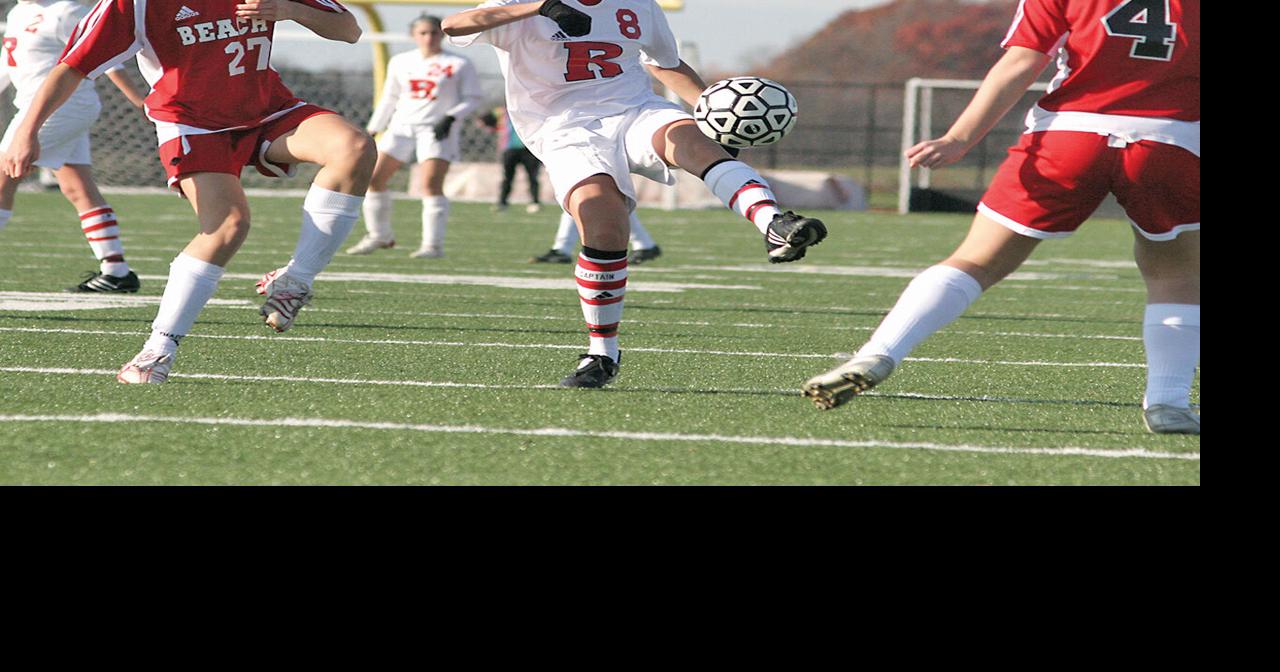 Robbinsville soccer star Laura Greb still finds home on the pitch ...