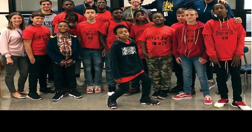 Mentoring program connects TCNJ, Fisher Middle School students | Ewing ...