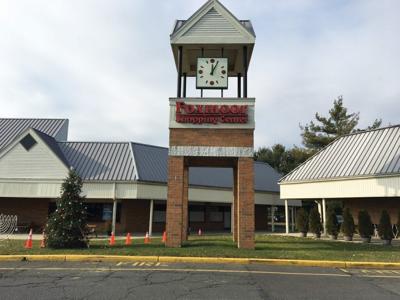 Foxmoor Shopping Center’s next great hope: food trucks | Robbinsville ...