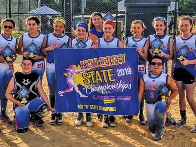 Three Hamilton Hurricanes teams qualify for softball national ...