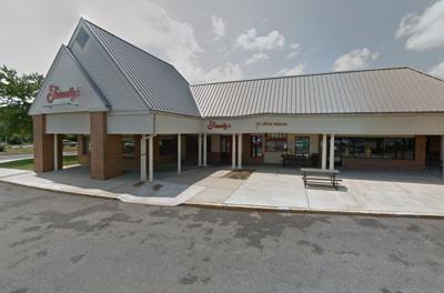 Foxmoor Shopping Center Friendly’s to reopen in mid-April | Business ...