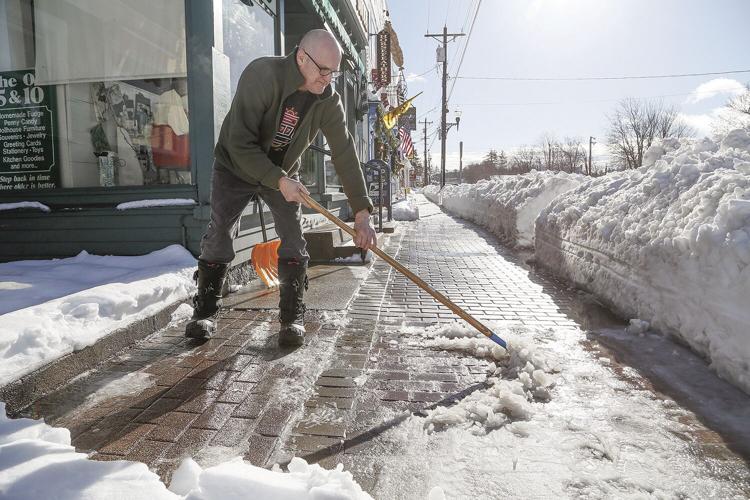 Valley residents dig out from latest wet, heavy snow | Local News ...