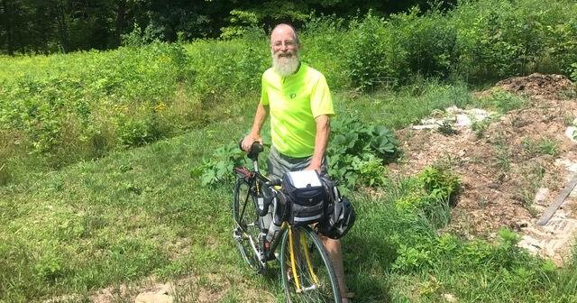 Davis spins engaging cycling tale | Biking | conwaydailysun.com