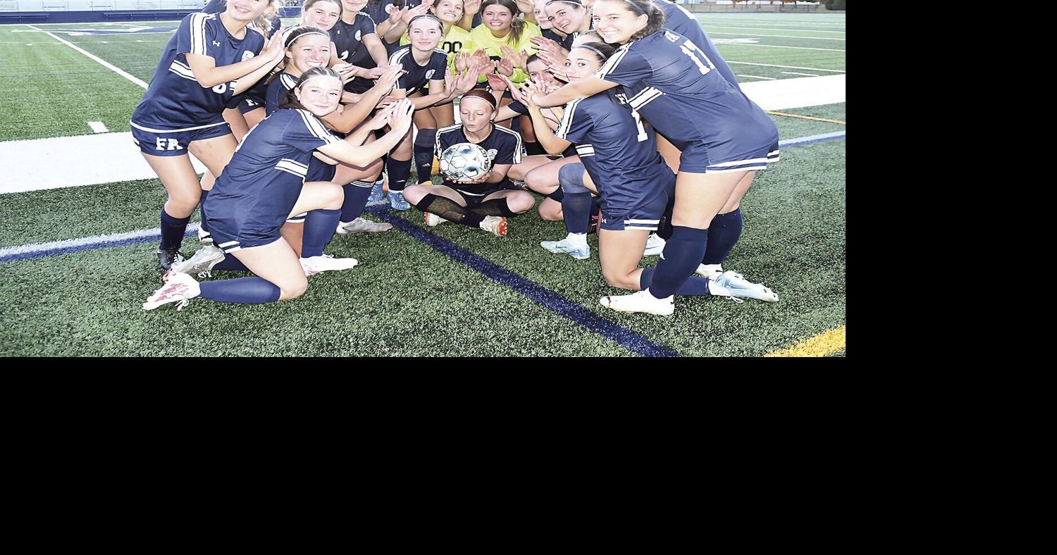 Raiders mark their return to the playoffs in style | High School ...