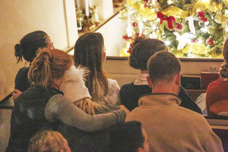 Community mourns loss of 2 young people at vigil | Local News ...