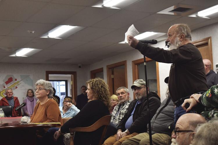Residents turn out in force against reval | Local News | conwaydailysun.com