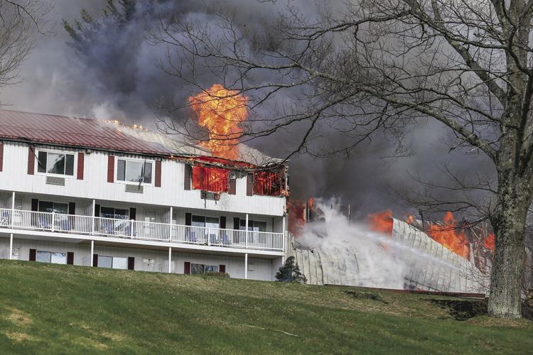 Large fire at Red Jacket in North Conway | Local News | conwaydailysun.com