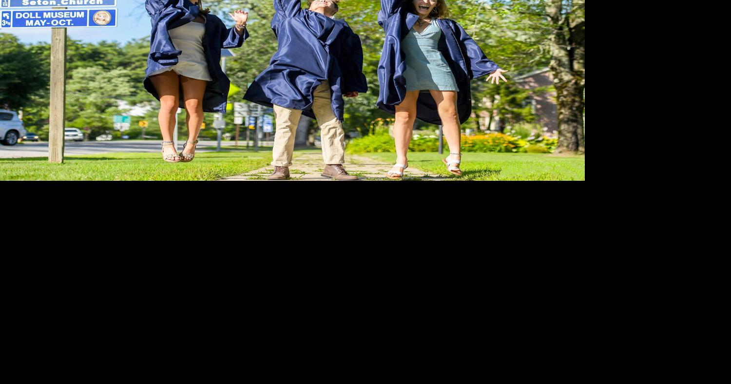 Class of 2020 Raiders begin graduation | Local News | conwaydailysun.com