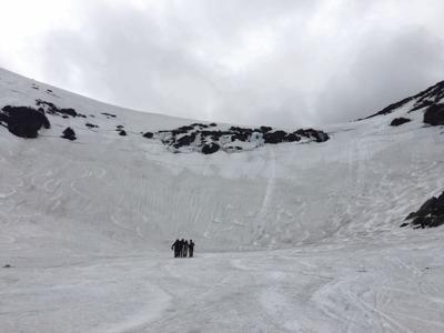Skier survives fall into Tuckerman Ravine waterfall hole | Local News ...