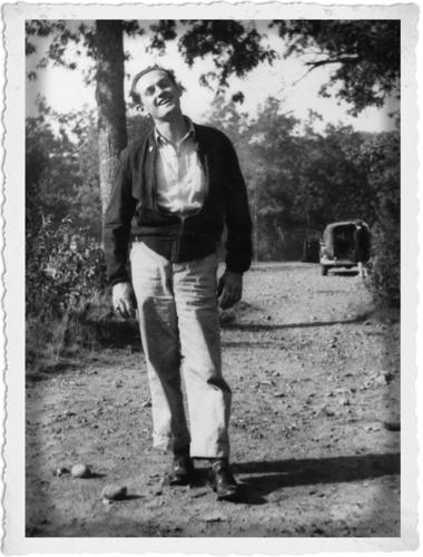 Son traces father's World War II service | Local | conwaydailysun.com