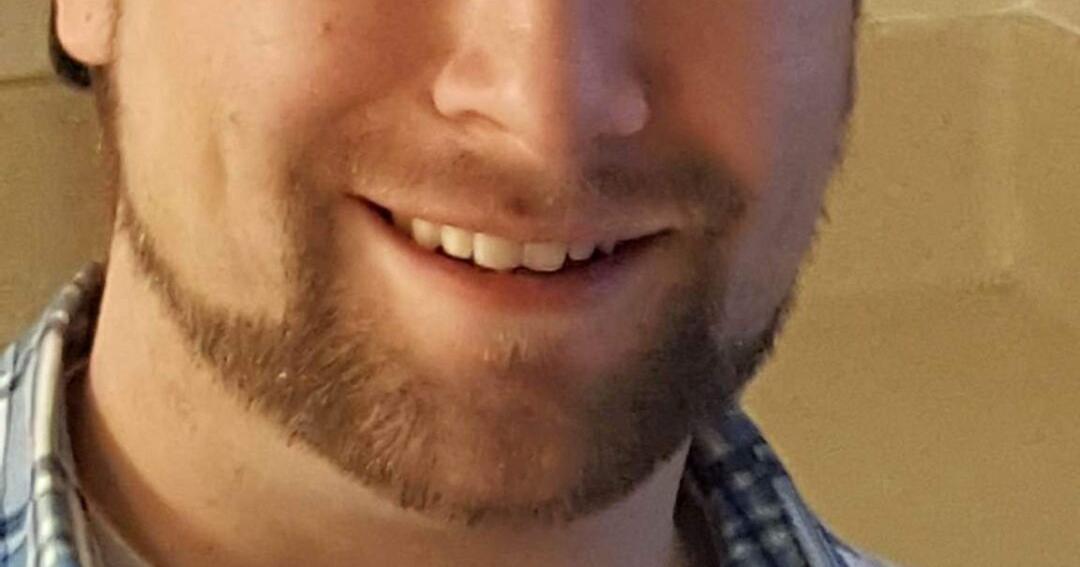 Obituary: Christopher D. Veliz | Obituaries | conwaydailysun.com