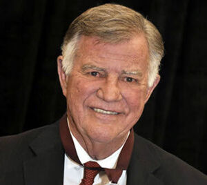 Clear Channel Founder Lowry Mays Dies At 87. | News | countryinsider.com