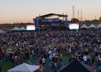 KNCI Sacramento Stages A Sold-Out Country In The Park 2. | News ...