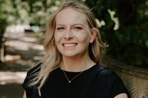 Anna Pittman Joins Warner Music Nashville. | News | countryinsider.com