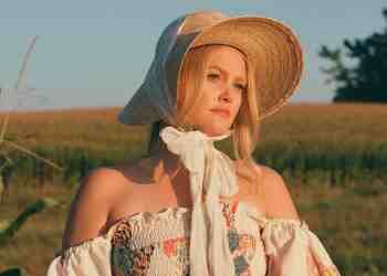 Hailey Whitters Marries Jake Gear ‘In A Field Somewhere.’ | News ...