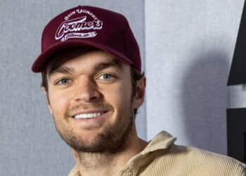 Conner Smith Makes Fall Touring Plans. | News | countryinsider.com