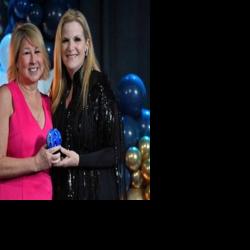 CMA’s Sarah Trahern Honored By JDRF During Nashville Gala. | News ...