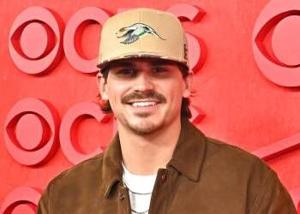 Tucker Wetmore Signs Major Label Deal. | News | countryinsider.com