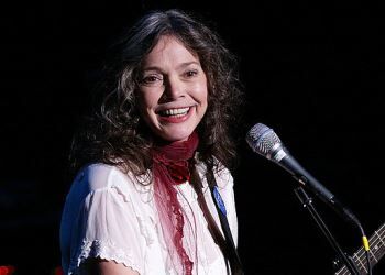 Singer-Songwriter Nanci Griffith Dies At 68. | News | countryinsider.com